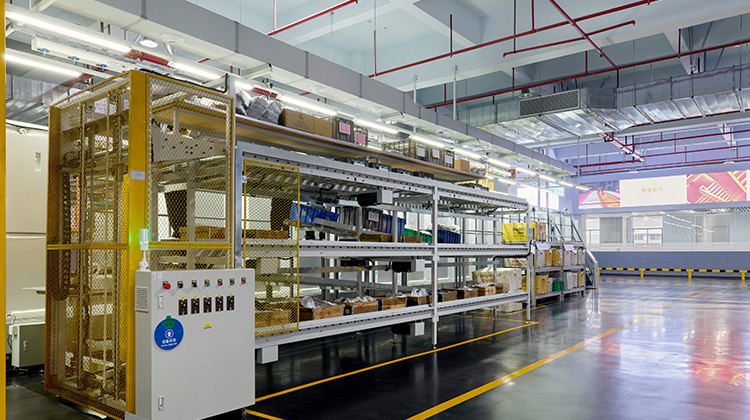 Cabinet Assembly Line: Hinge Assembly - Homa